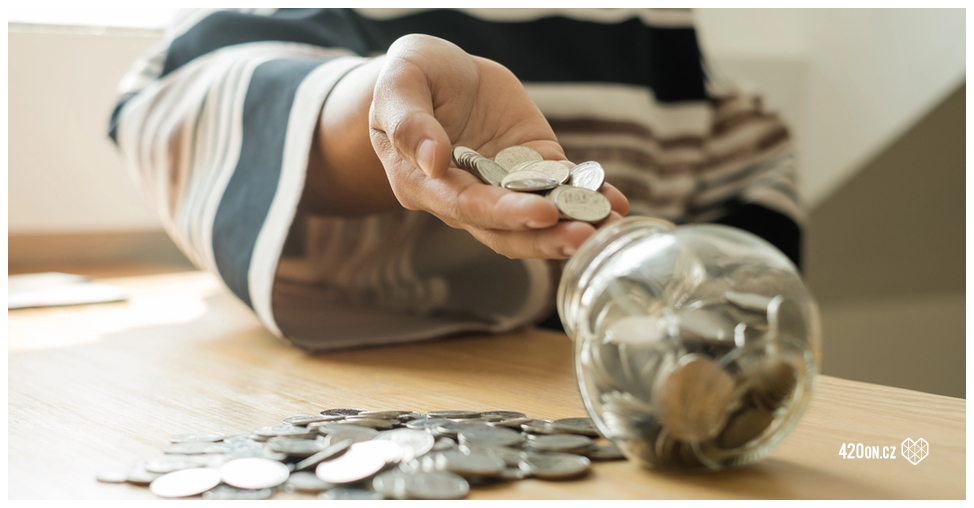 С октября в службу занятости поступило 280 300 заявлений на получение суперпособия | 420on.cz